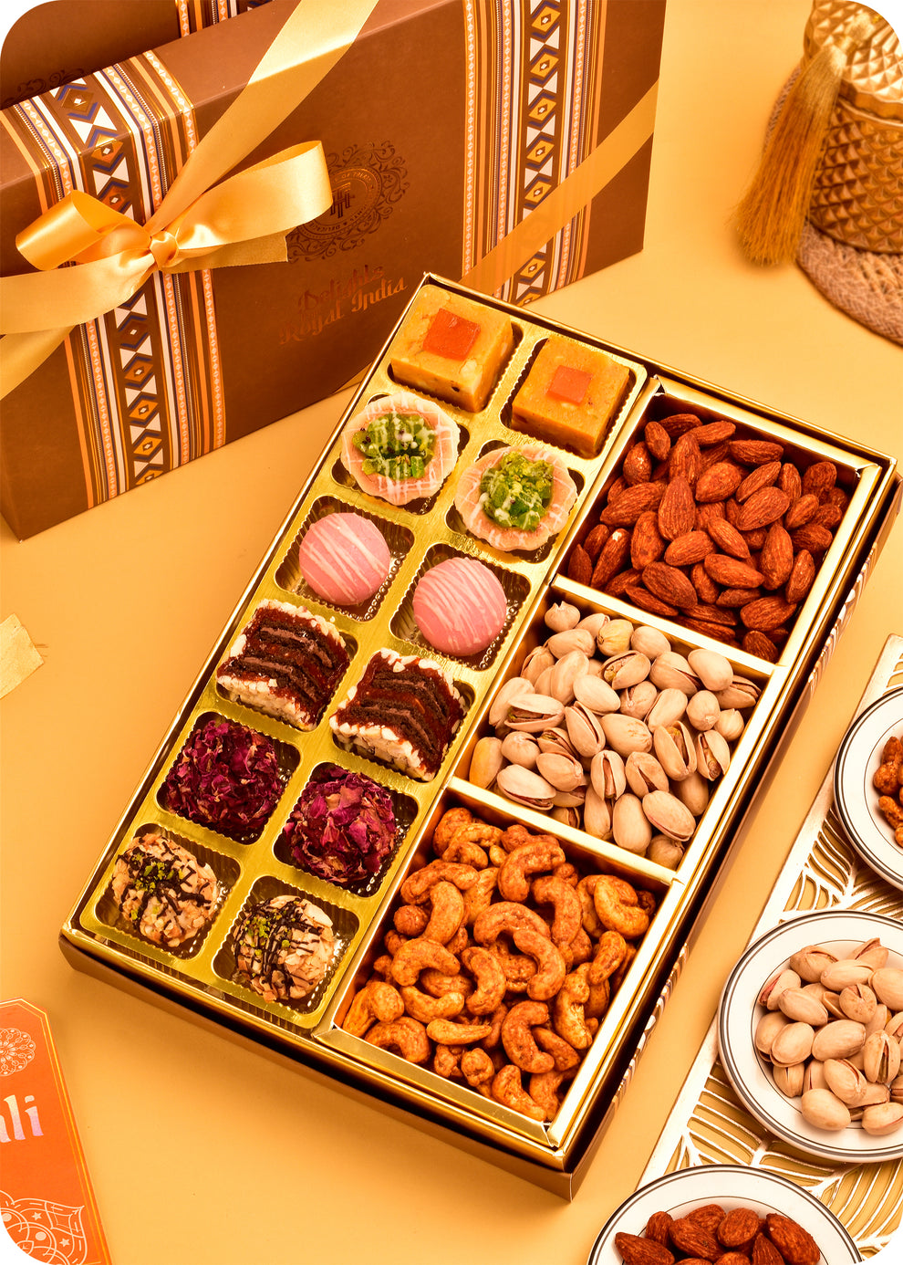 Assorted Sweets & Roasted Dry Fruits Gift Pack – RawFruit®